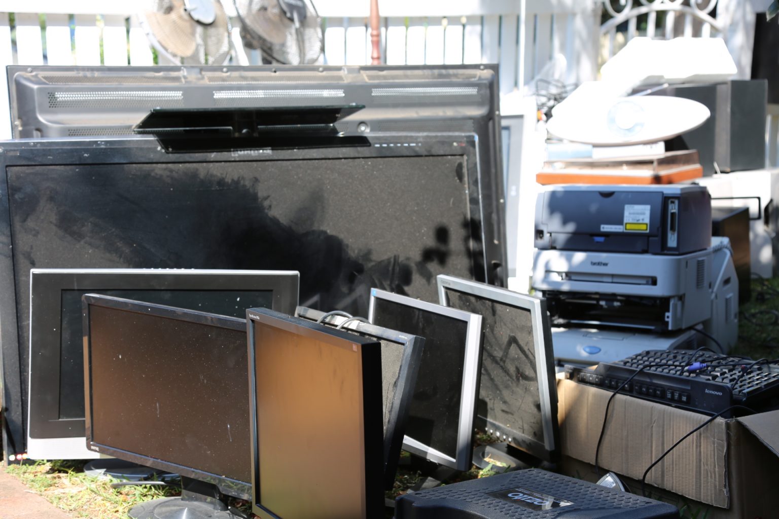 Tackling e-waste with your local community - Brisbane Sustainability Agency
